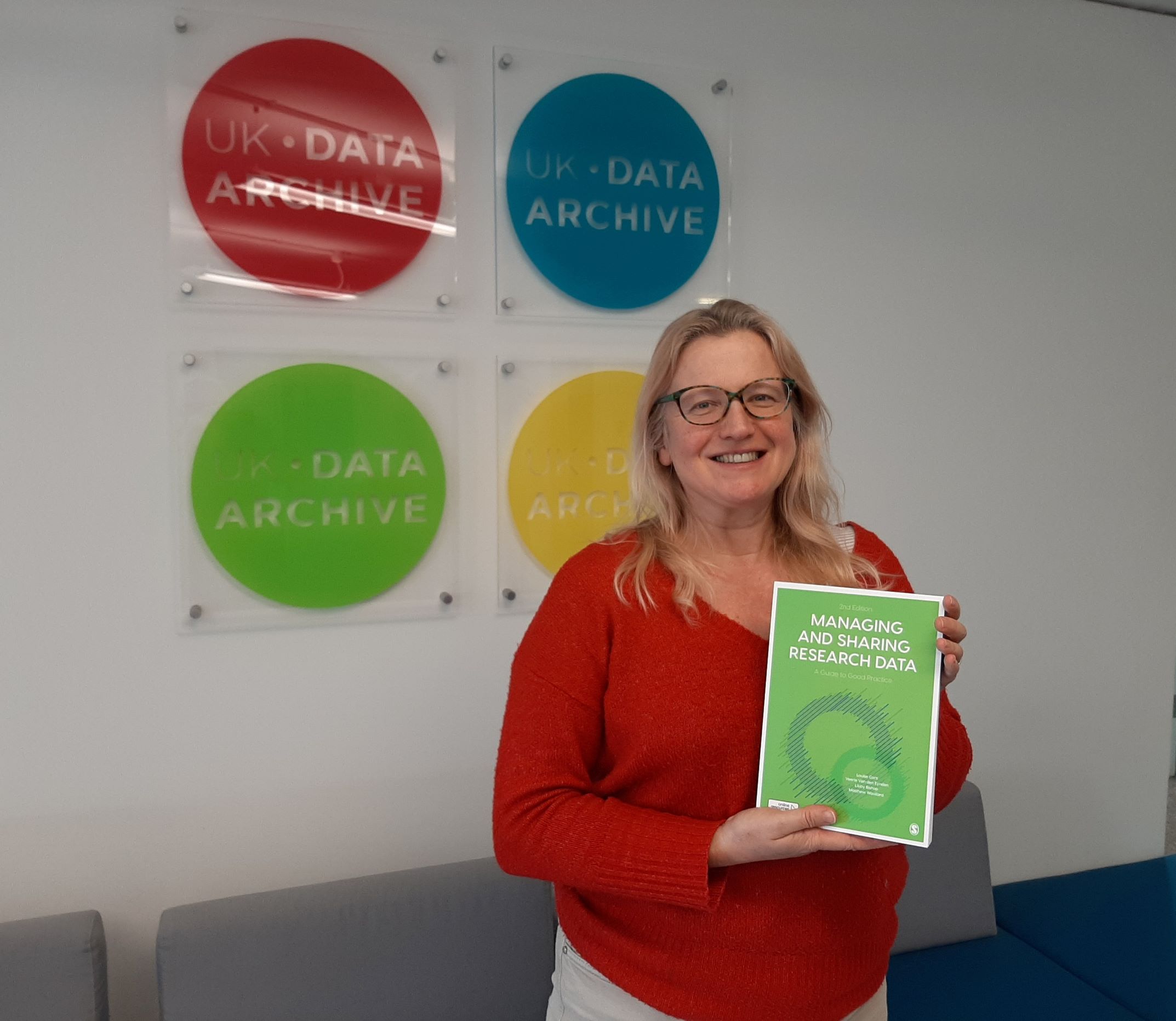 New edition of 'Managing and Sharing Research Data' - out now - UK Data ...